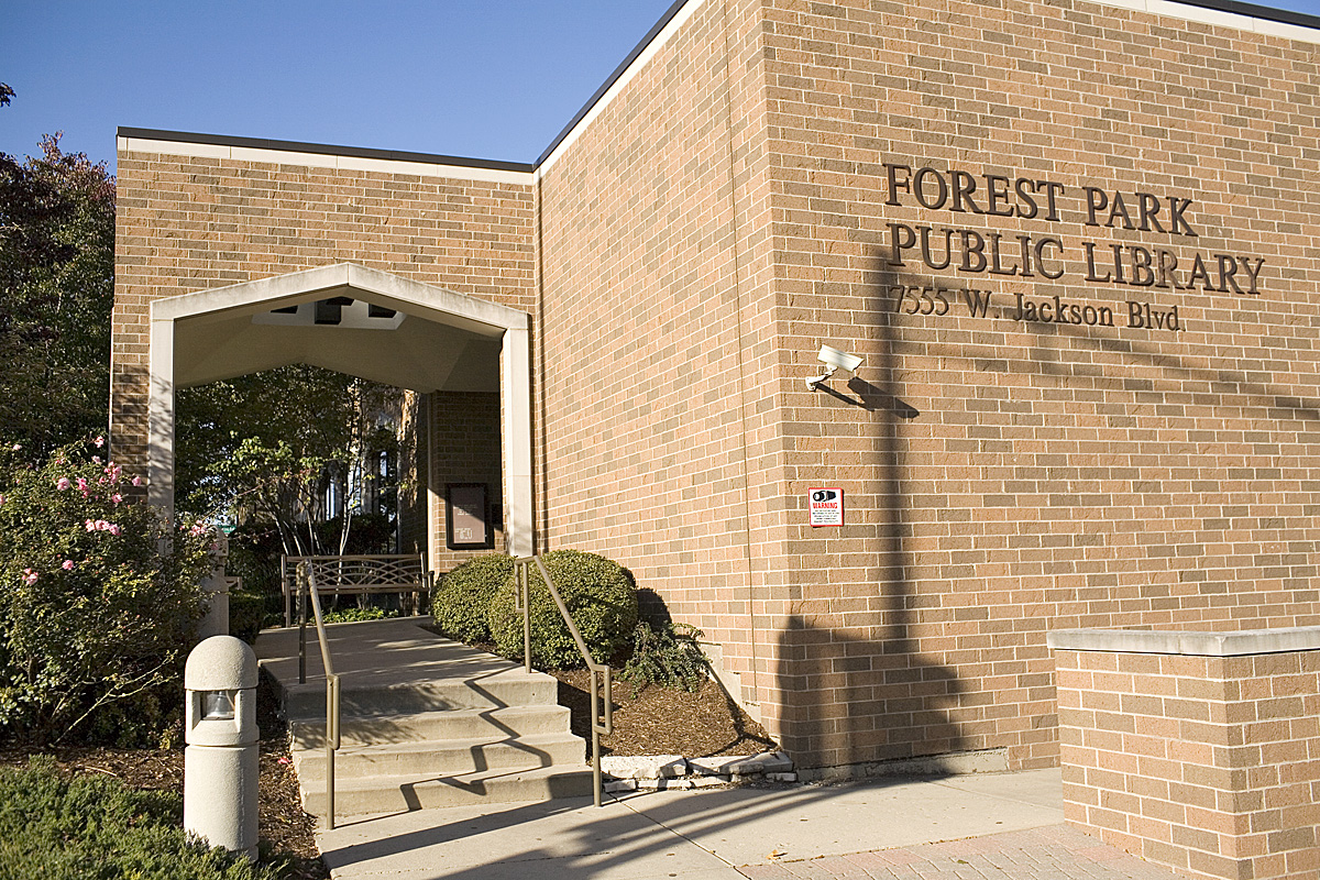 Libraries on edge as bomb threats grow - Forest Park Review