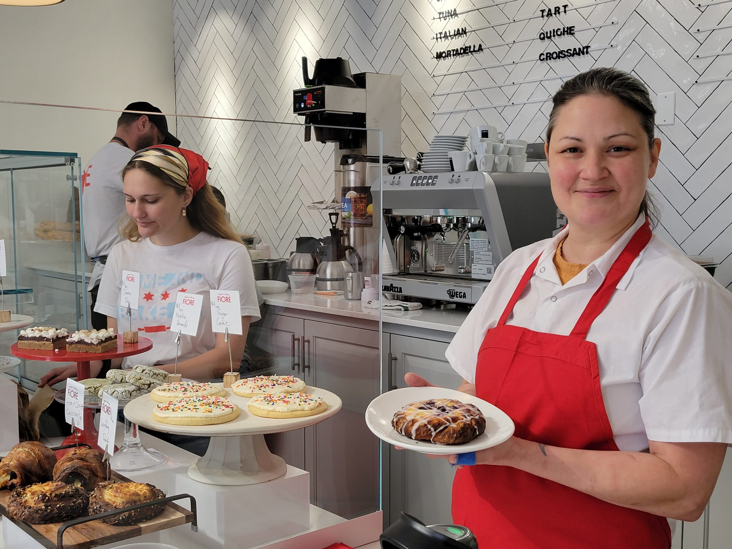 Fiore Pizza and Bakery opens grab-and-go market - Forest Park Review