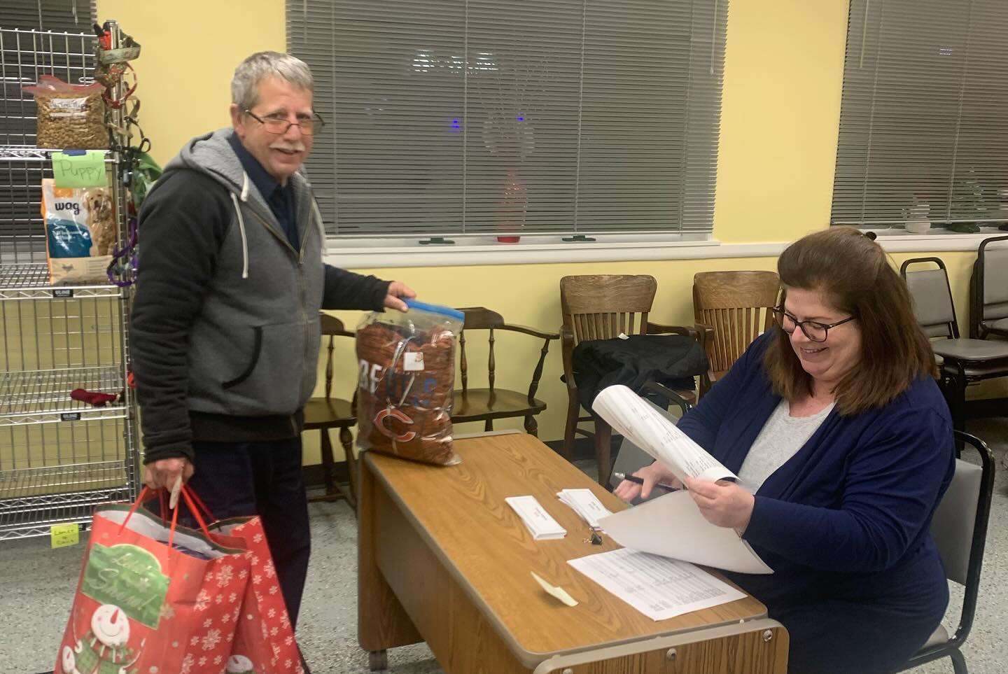 Westchester Food Pantry brings Christmas magic to children and seniors ...