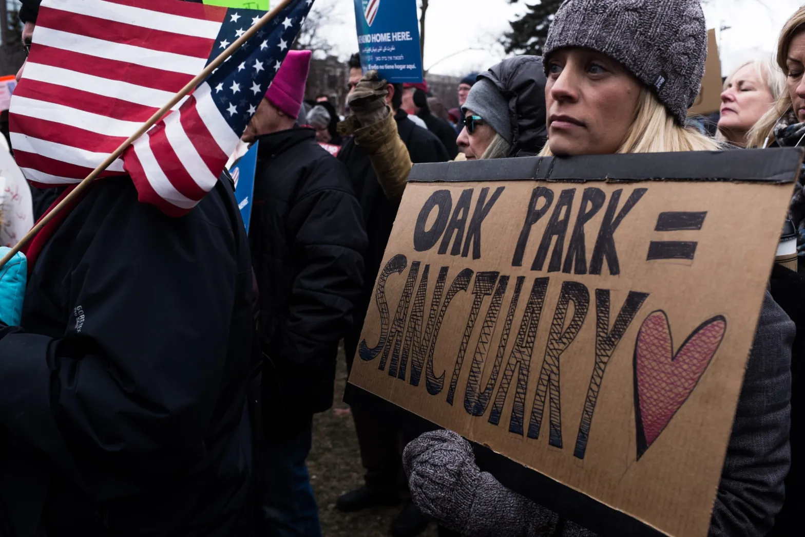 ICE agents at Oak Park Village Hall Friday, depart quickly - Forest ...