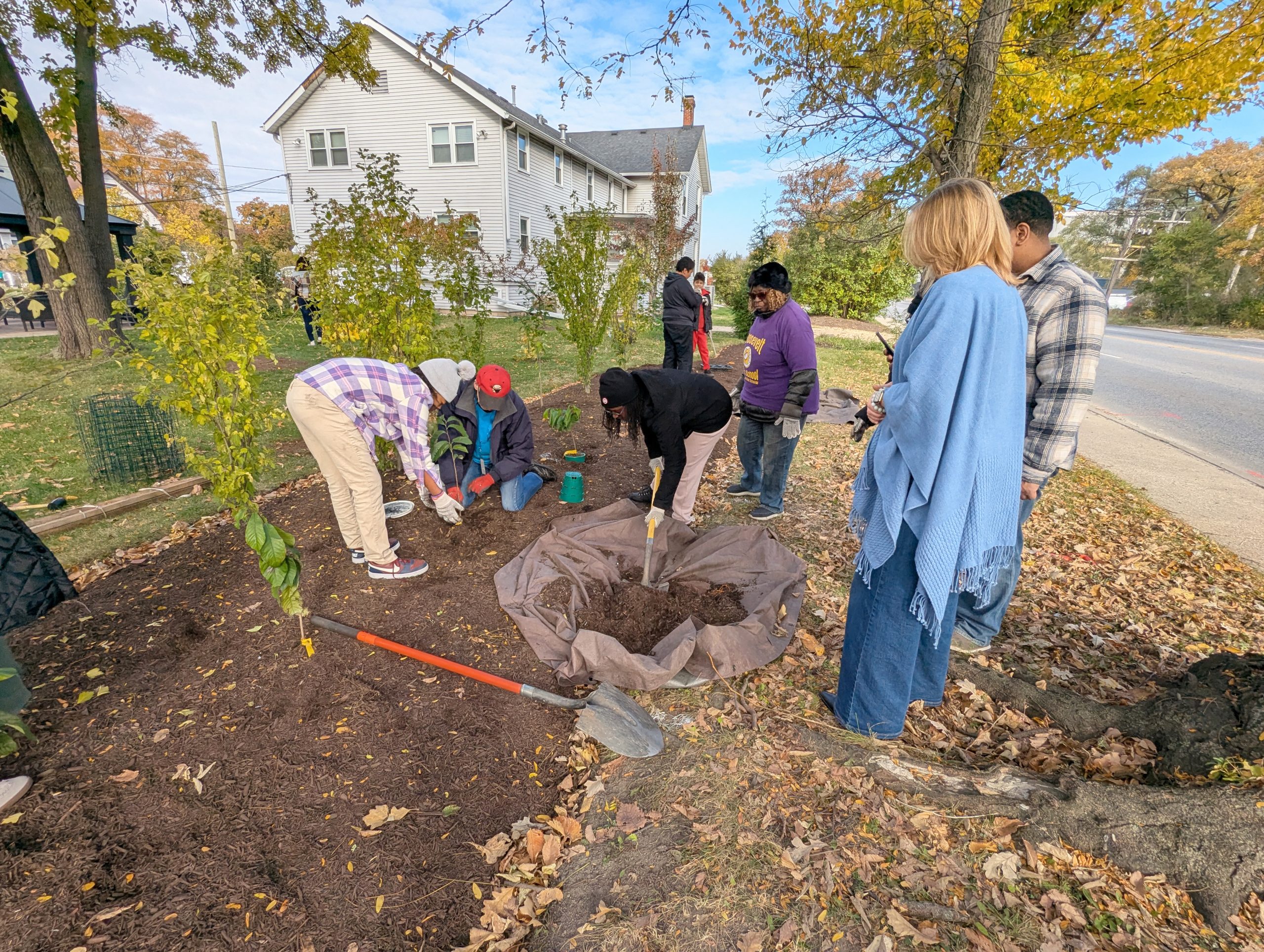 Way Back Inn plants trees of recovery from addiction - Forest Park Review